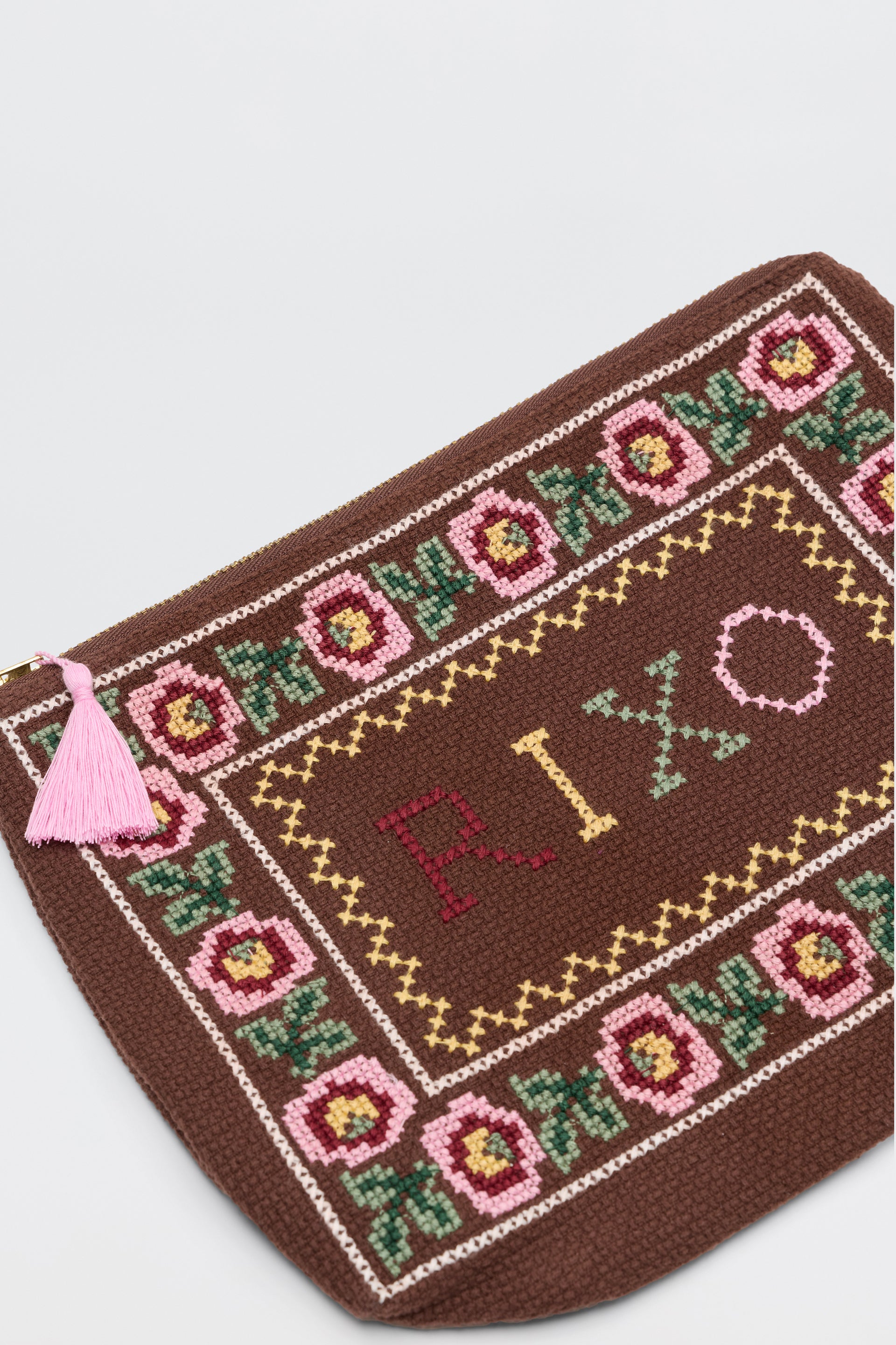 Reiko Pouch in Rosalia Cross Stitch Embroidery Brown