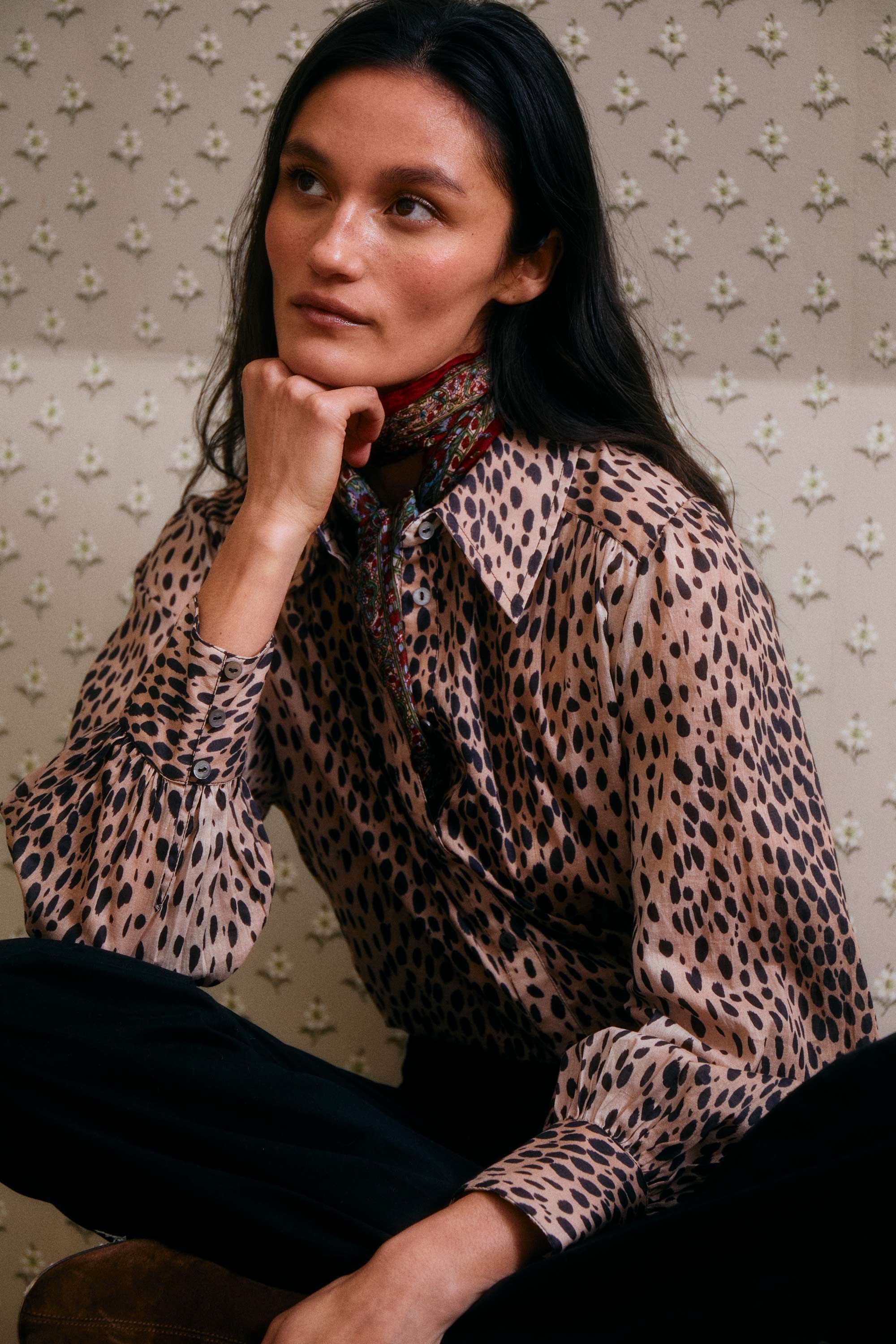 Blake Cotton Shirt in Brown Antelope Spot Black